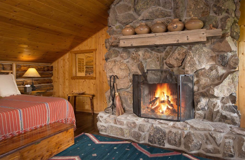 The Cabin by the Lake | Durango Hotel and B&B | Blue Lake Ranch